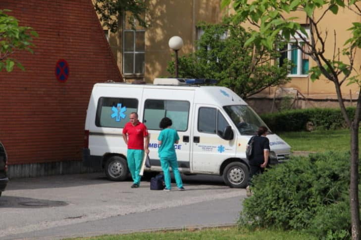 ZDRAVSTVENI CENTAR: Raspored rada za vreme praznika - Vranjski online ...